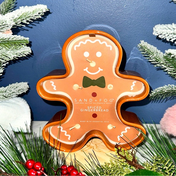 Sand + Fog | Holiday | Sand And Fog Spiced Gingerbread Candle | Poshmark